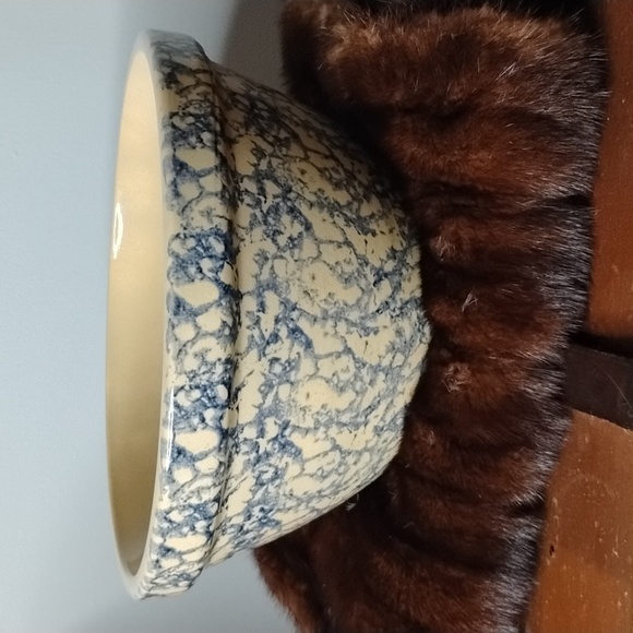 Robinson-Ransbottom | Kitchen | Vintage Ransbottom Mixing Bowl Blue ...